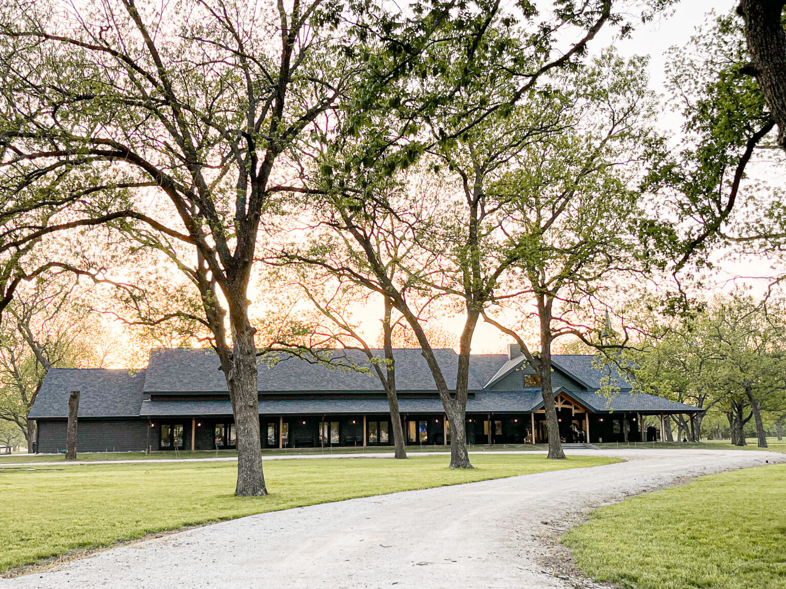 Brooke & Carson | Pecanderosa Ranch Wedding | Claremore, Oklahoma ...
