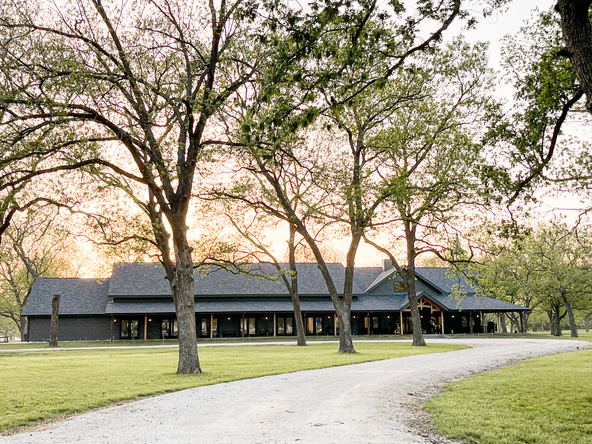 Brooke & Carson | Pecanderosa Ranch Wedding | Claremore, Oklahoma ...