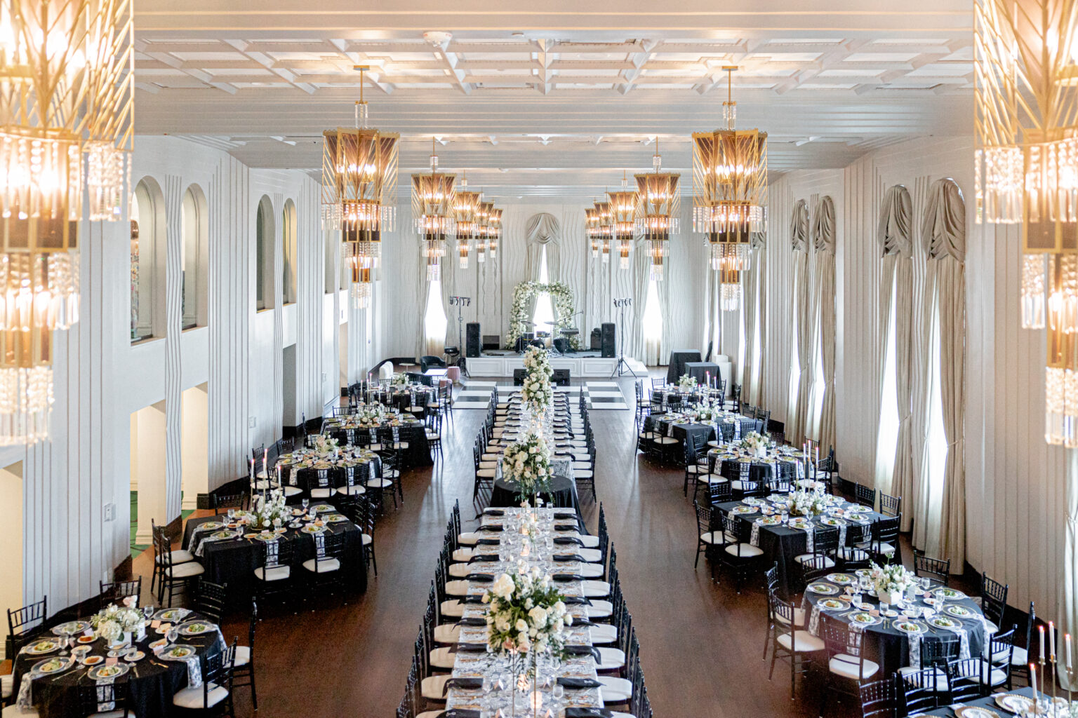 Tulsa, Oklahoma wedding + event venue guide - modernmomentsphoto.com