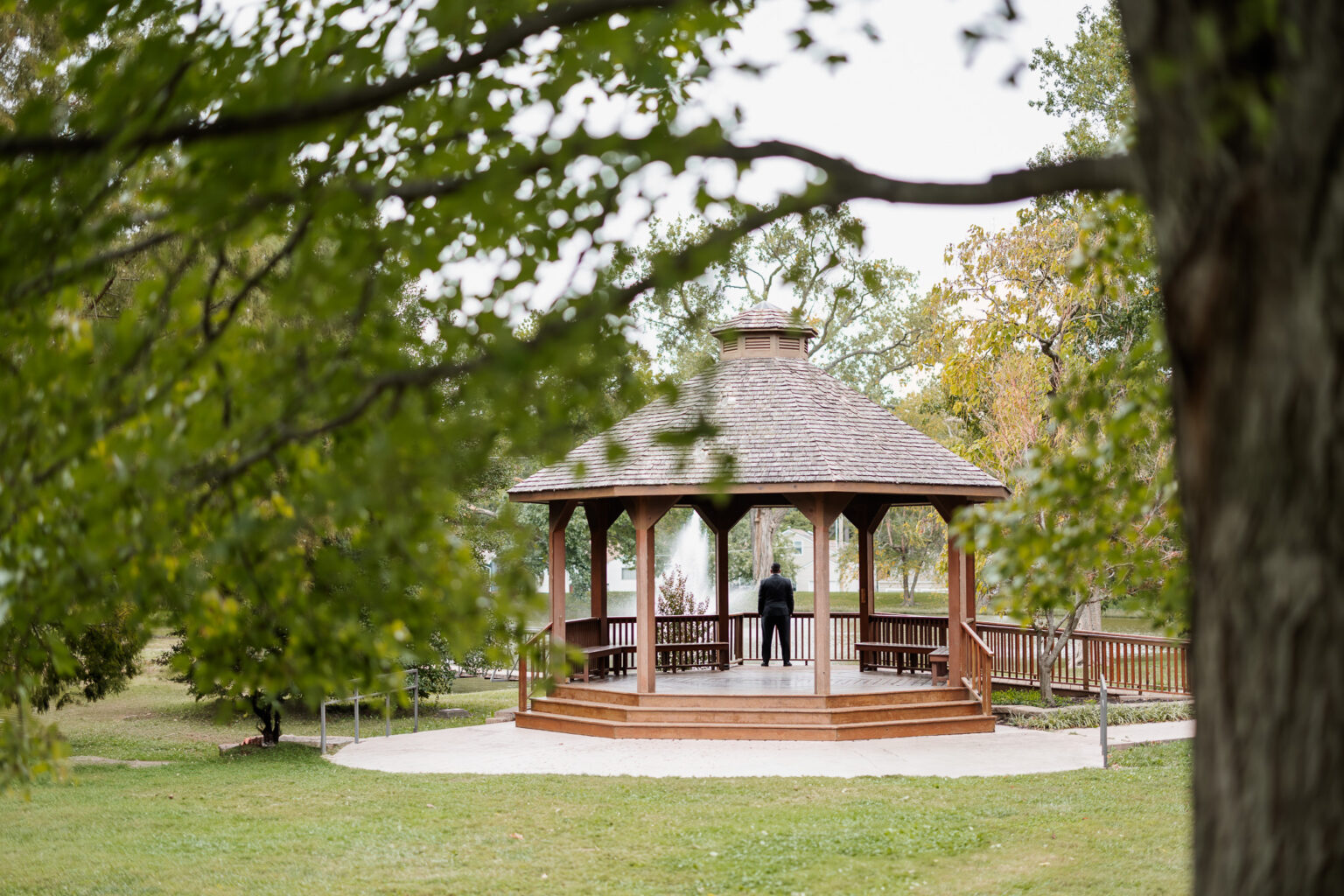 Kyanna & Adrian | The Barn at Timber Cove Wedding | Pittsburg, Kansas ...