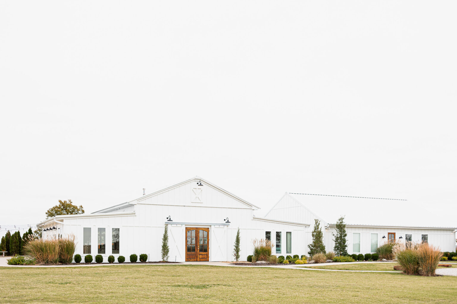 Jansen & Connor | The View at Hillside Barn Wedding | Sapulpa, Oklahoma ...